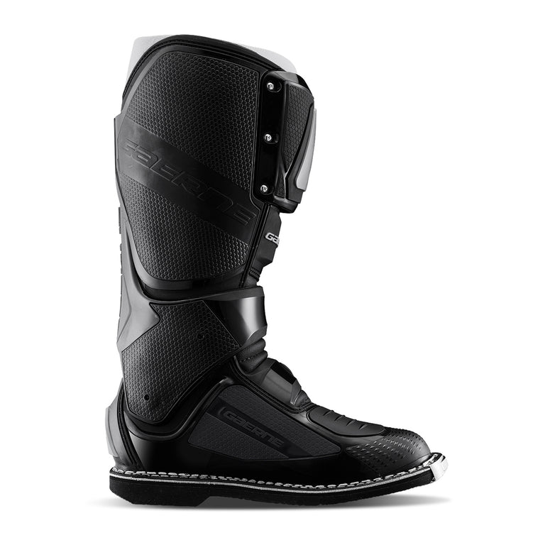 SG12 BLACK – GAERNE PRO SHOP
